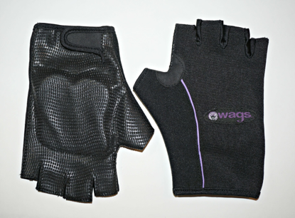 Pisces Healthcare Solutions. Wheelchair Gloves