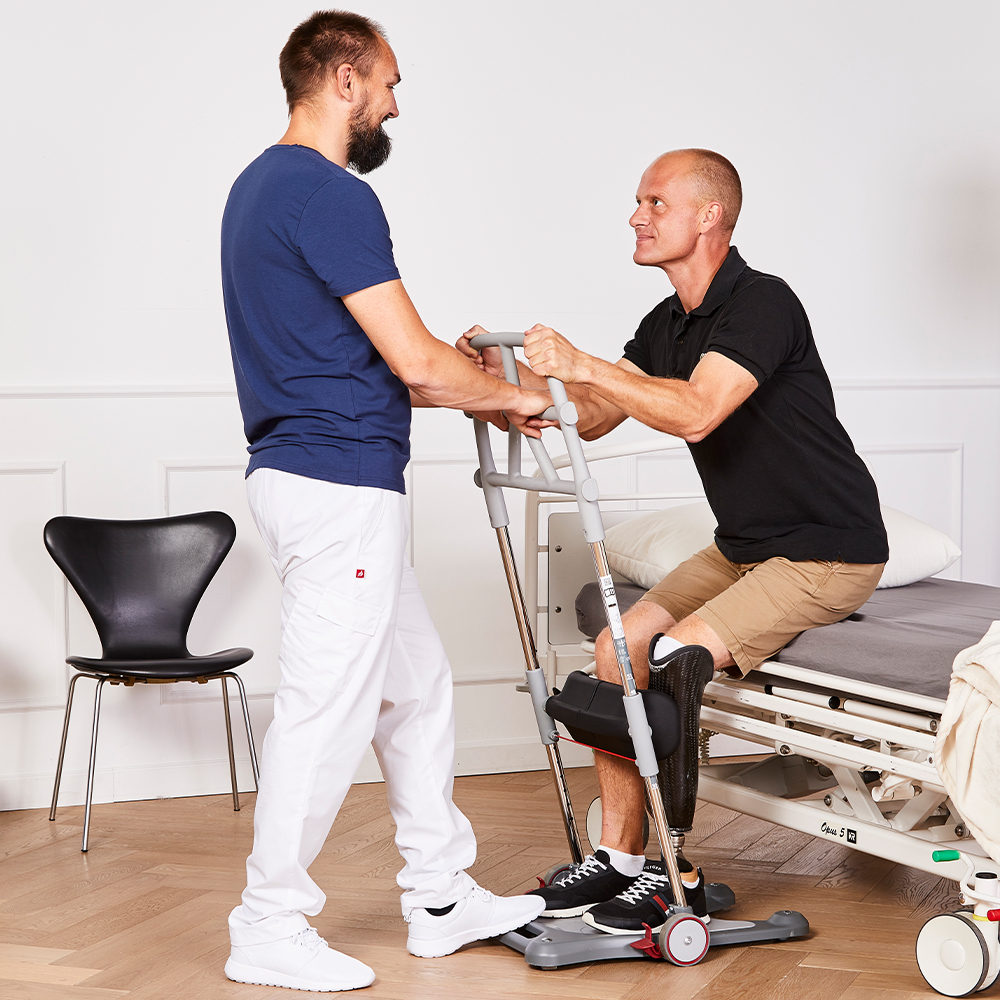 Pisces Healthcare Solutions. Molift Raiser Pro